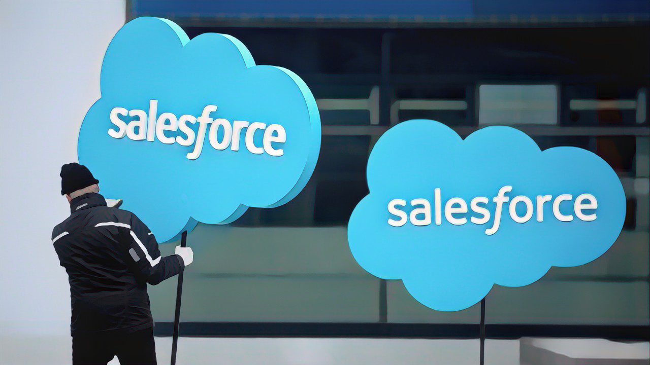 Salesforce (CRM): Porter’s Five Forces Industry and Competition ...
