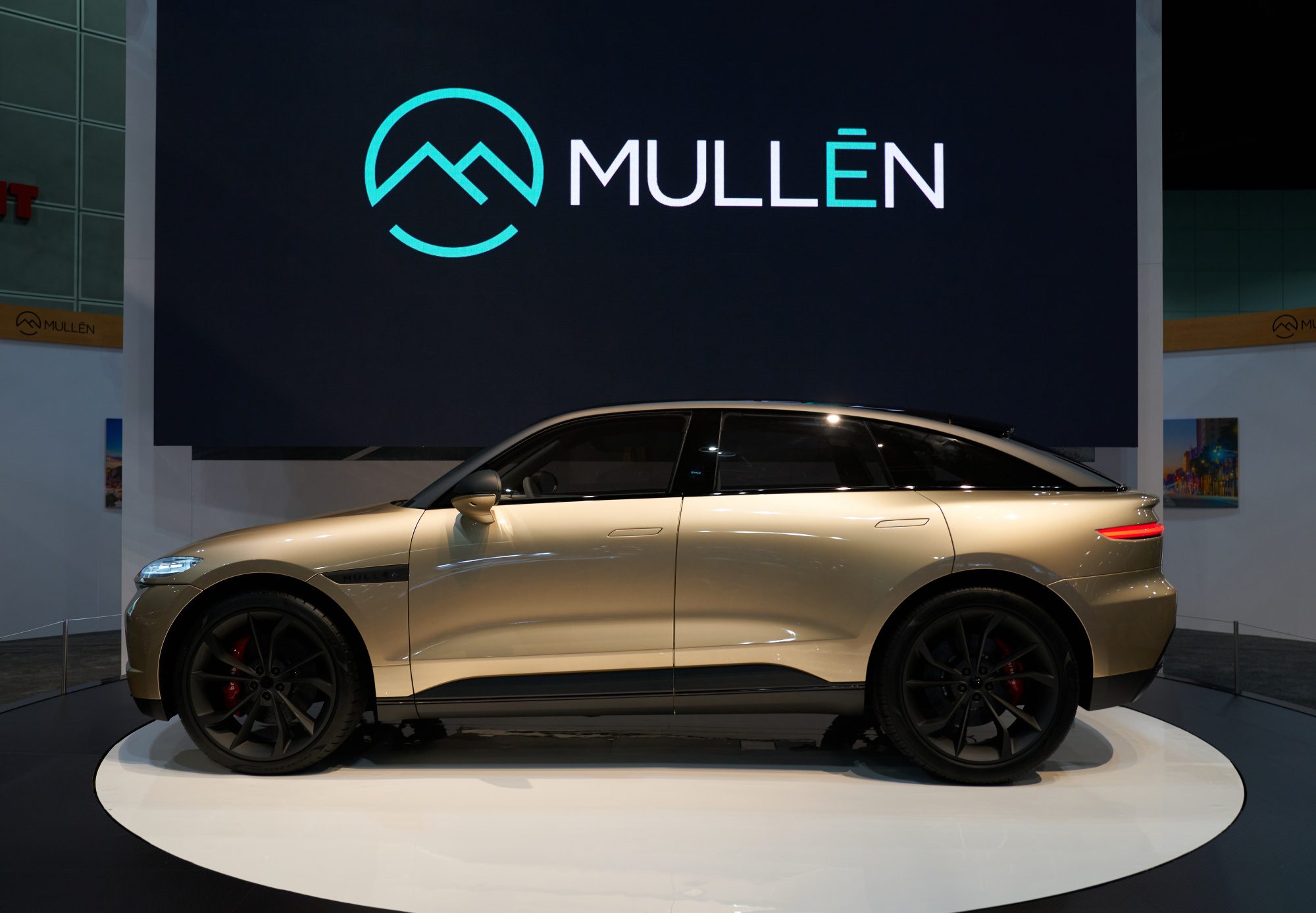 Mullen Automotive (MULN): Porter’s Five Forces Industry and Competition ...