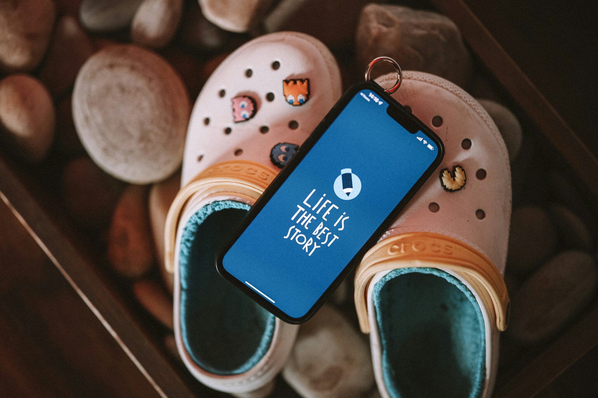 Crocs: Marketing Strategy - Hivelr